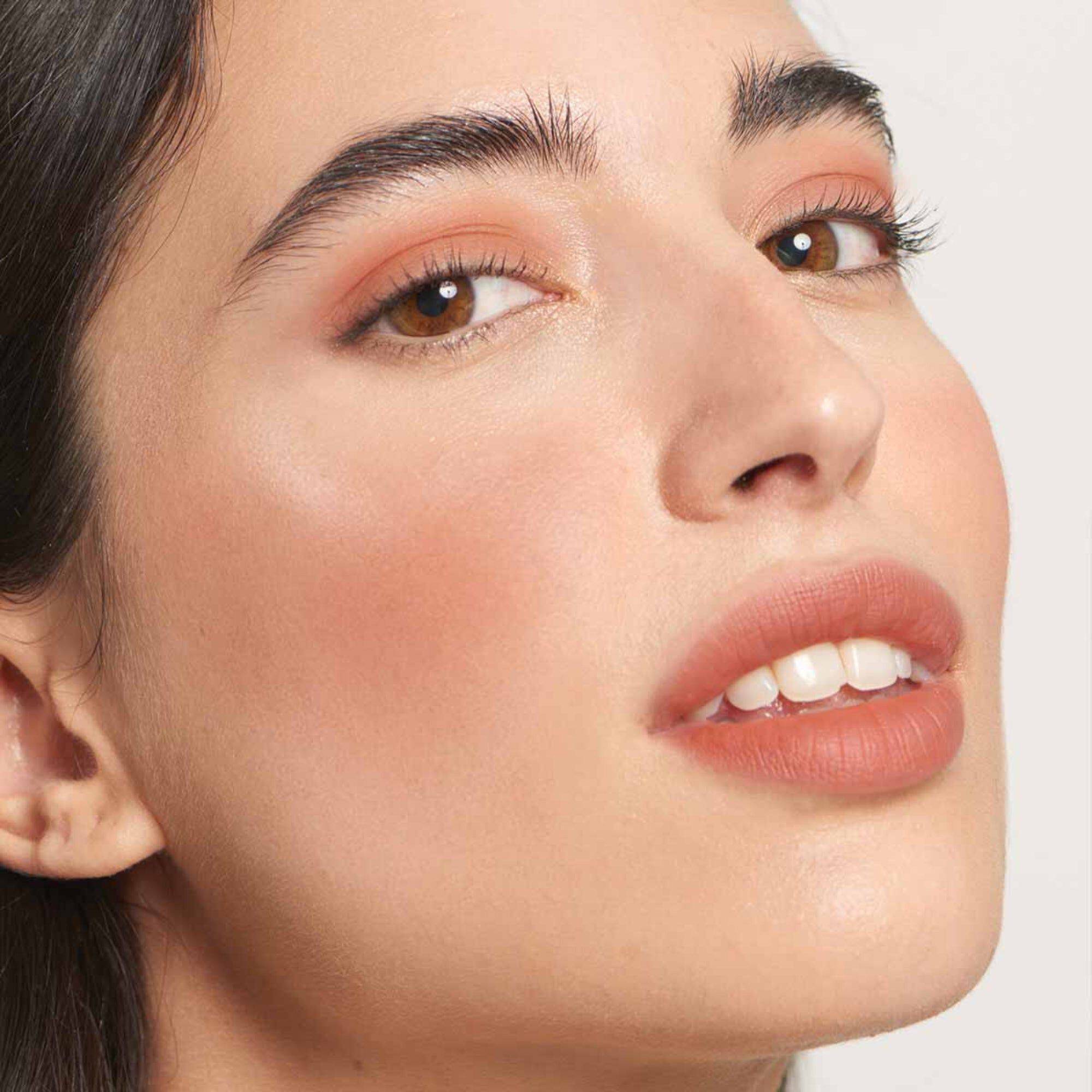 ALLEVEN Instant All-in-One Color Treatment for Lip, Cheek & Eye