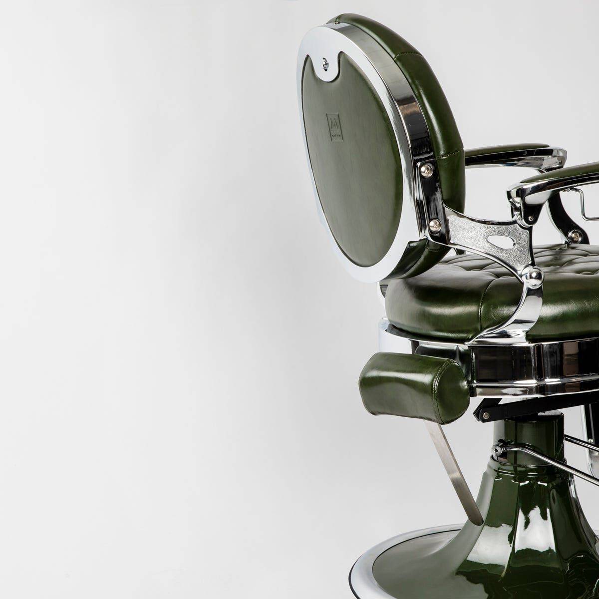 Minerva Beauty Lusso Barber Chair