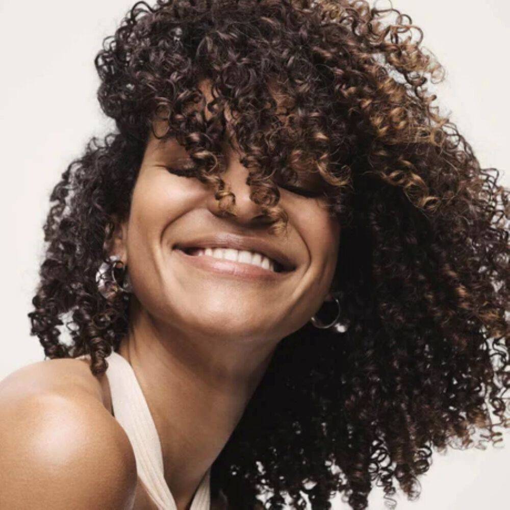 Living Proof Bounce Back Beautifully: Texture & Curl Styling Techniques