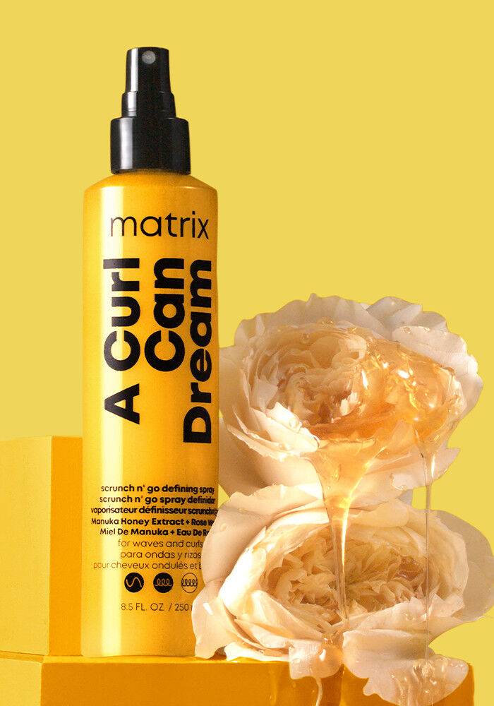 Matrix A Curl Can Dream Scrunch N' Go Defining Spray for Waves